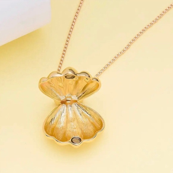 Hot Topic | Jewelry | New Disney Melody Ariel Locket Seashell Gold ...